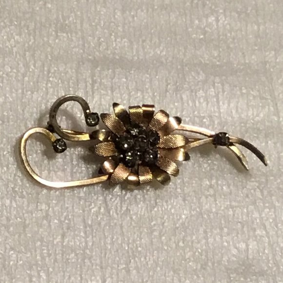 14K gold-filled | Jewelry | Vintage 4k Goldfilled Rhinestone Brooch ...